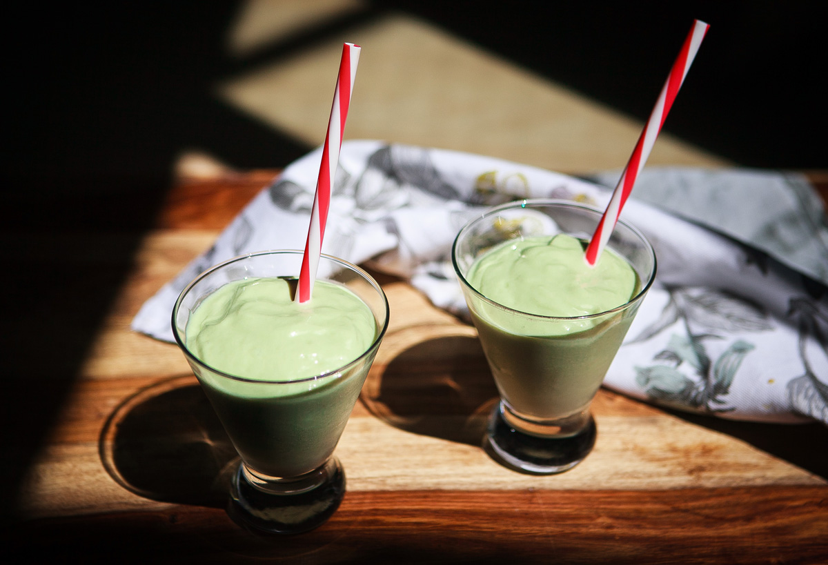 Vietnamese Avocado Milkshake Recipe (Sinh Tố Bơ) – FOOD is Four Letter Word
