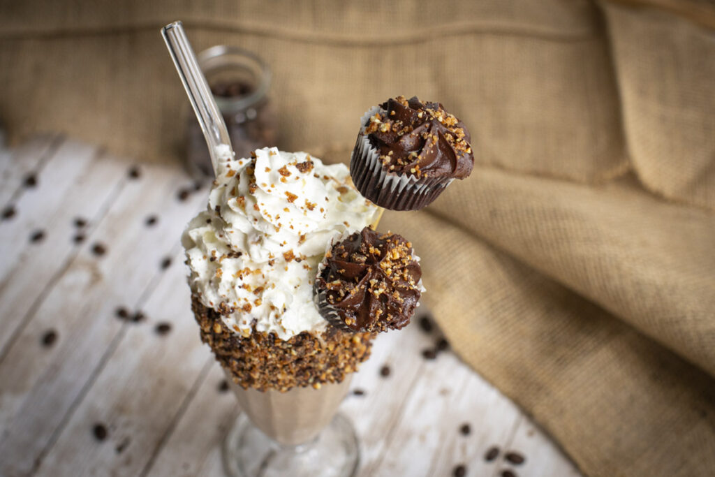 Trader Joe’s Mocha Crunch Cake Milkshake Recipe (#TJsMilkshakeContest ...